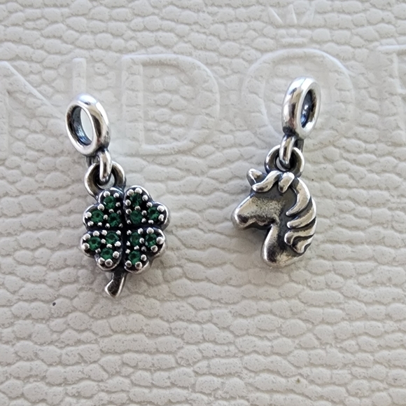 Pandora | Jewelry | Pandora Me Four Leaf Clover Mini Dangle And Pandora ...